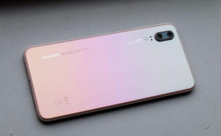 8 Warna Smartphone Paling Menarik, No.4 Kinclong Banget | KitaTV.com